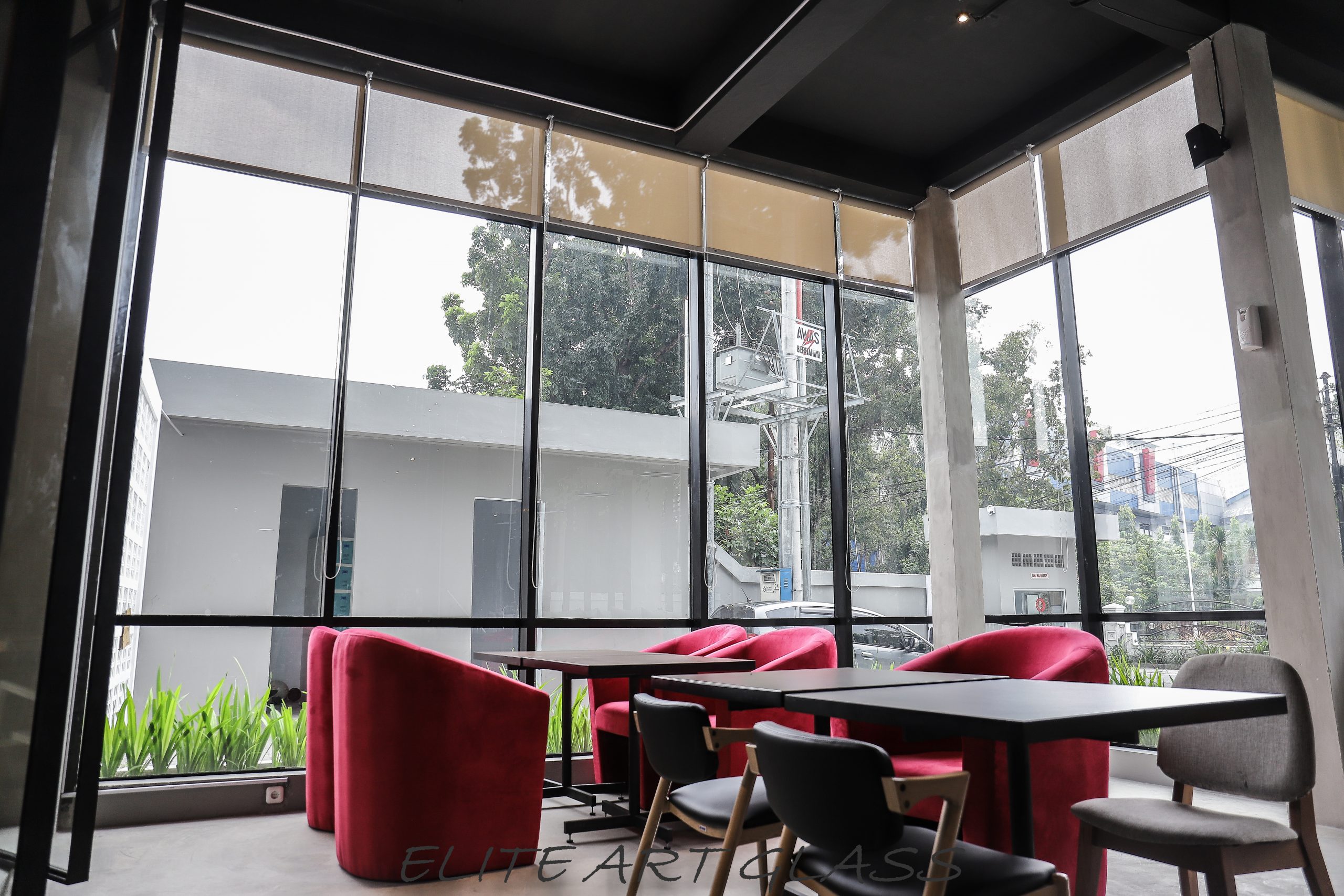 Toko Kaca Medan Terbesar Terlengkap Terpercaya - Elite Art Glass