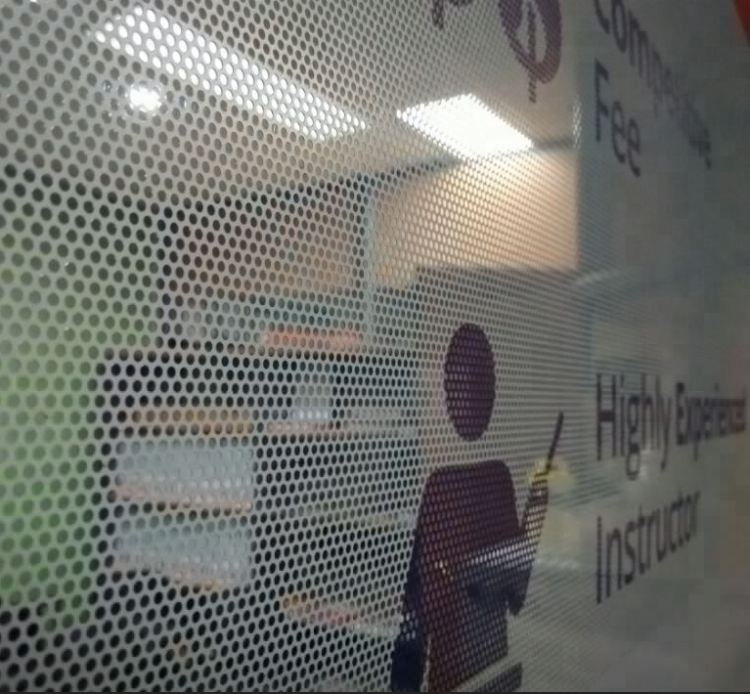 Mengenal 5 Jenis Stiker Kaca Untuk Rumah dan Cara Pasangnya - Elite Art ...