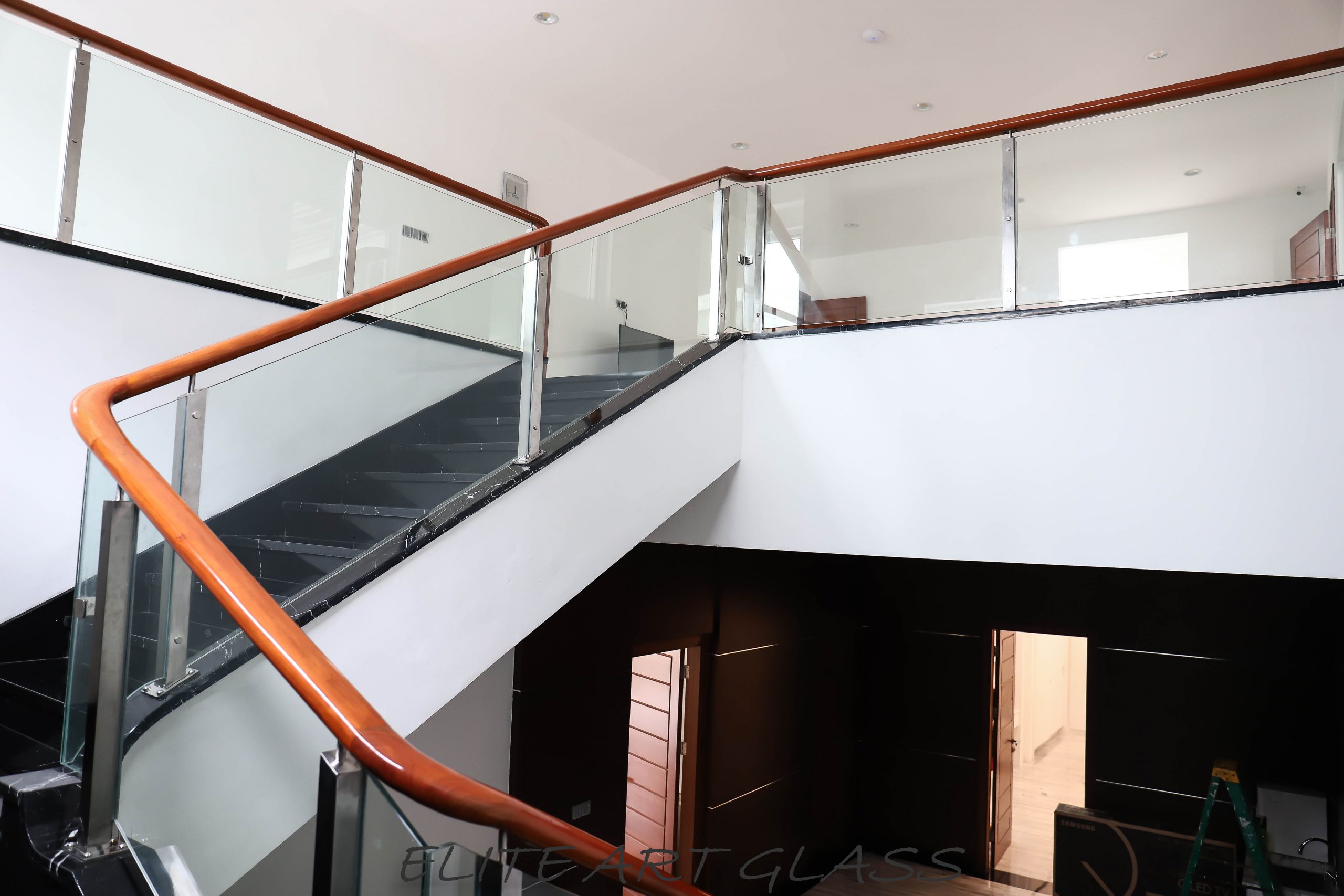 Tips Memilih Railing Kaca Stainless - Elite Art Glass