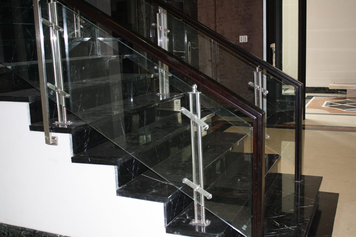 Tips Memilih Railing Kaca Stainless - Elite Art Glass